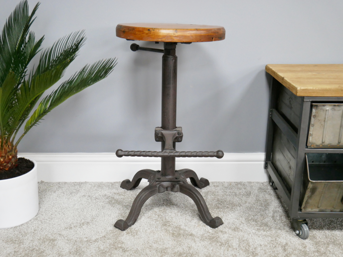 Dutch Imports Stool With Wooden Top/Bodenhams